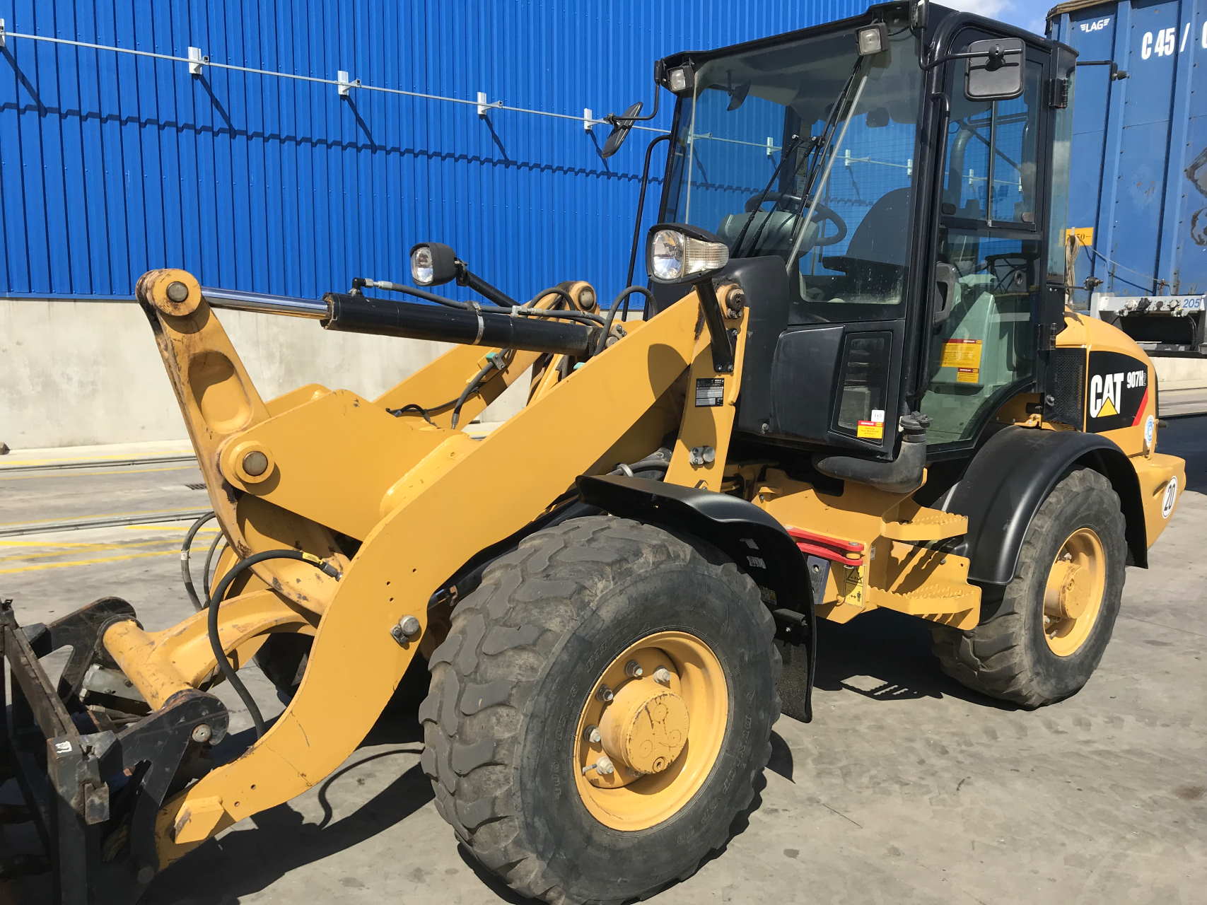 caterpillar 907H2 top